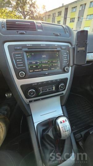 Zils Skoda Octavia 2009 Rīga, ar dzinēja tilpumu 1.80 L un nobraukumu 298 tūkst. km par 1650 €, foto 9 vietnē AUTOMOTO.COM.LV