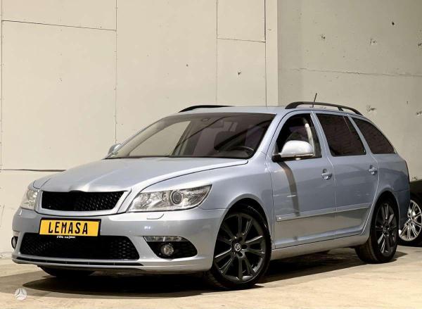 Blue Skoda Octavia 2010 in Klaipeda, with an engine capacity of 1.97 L and mileage of 282 thousand km for 4700 €, photo 9 on AUTOMOTO.COM.LV