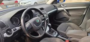 Zils Skoda Octavia 2010 Valmiera, ar dzinēja tilpumu 1.80 L un nobraukumu 224 tūkst. km par 2300 €, foto 9 vietnē AUTOMOTO.COM.LV