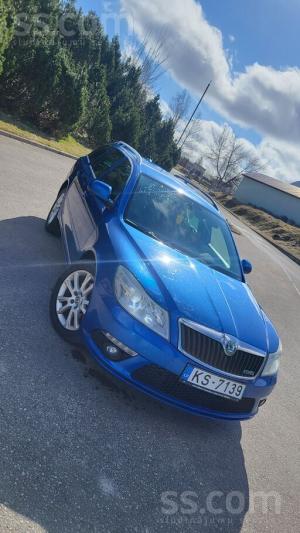Blue Skoda Octavia 2010 in Talsi, with an engine capacity of 2.00 L and mileage of 0 thousand km for 3700 €, photo 3 on AUTOMOTO.COM.LV