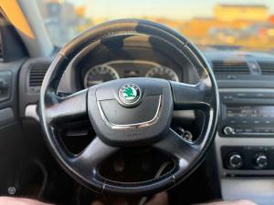 Zils Skoda Octavia 2010 Kauņa, ar dzinēja tilpumu 1.90 L un nobraukumu 271 tūkst. km par 2650 €, foto 18 vietnē AUTOMOTO.COM.LV