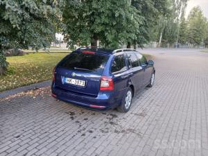 Zils Skoda Octavia 2010 Ogre, ar dzinēja tilpumu 2.00 L un nobraukumu 228 tūkst. km par 2790 €, foto 6 vietnē AUTOMOTO.COM.LV