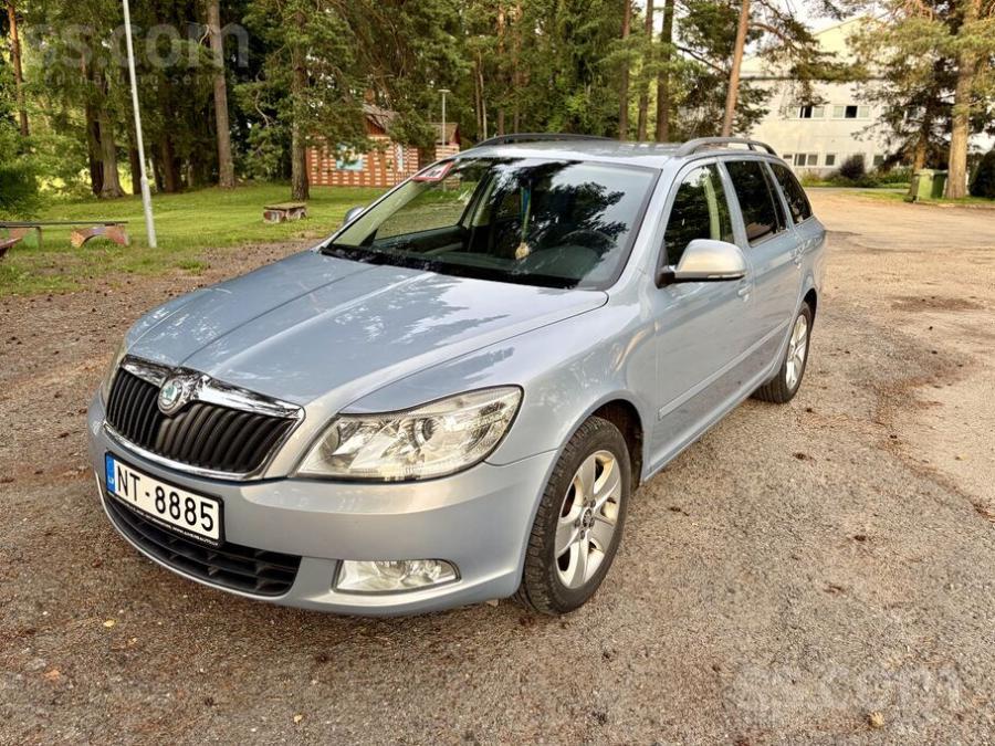 Zils Skoda Octavia 2010 Jēkabpils, ar dzinēja tilpumu 1.60 L un nobraukumu 306 tūkst. km par 1950 €, foto 1 vietnē AUTOMOTO.COM.LV