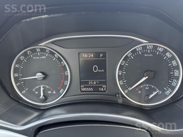 Blue Skoda Octavia 2010 in Jekabpils, with an engine capacity of 1.60 L and mileage of 306 thousand km for 1950 €, photo 7 on AUTOMOTO.COM.LV