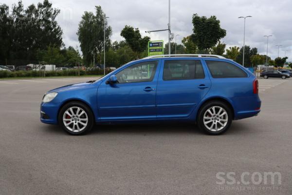 Zils Skoda Octavia 2010 Rīga, ar dzinēja tilpumu 2.00 L un nobraukumu 375 tūkst. km par 3490 €, foto 3 vietnē AUTOMOTO.COM.LV