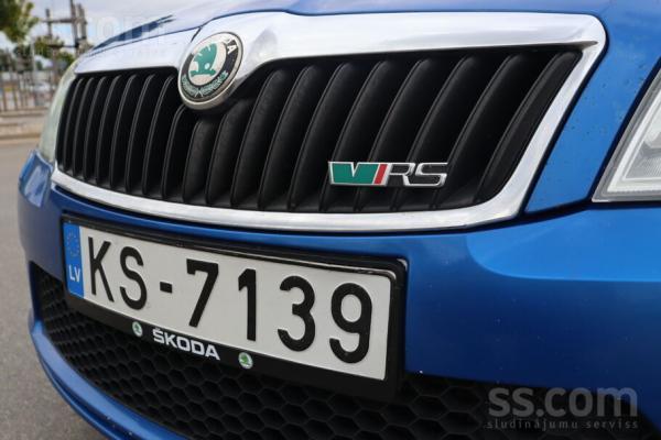 Zils Skoda Octavia 2010 Rīga, ar dzinēja tilpumu 2.00 L un nobraukumu 375 tūkst. km par 3490 €, foto 6 vietnē AUTOMOTO.COM.LV