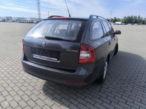 Zils Skoda Octavia 2010 Marijampole, ar dzinēja tilpumu 1.60 L un nobraukumu 270 tūkst. km par 2799 €, foto 4 vietnē AUTOMOTO.COM.LV