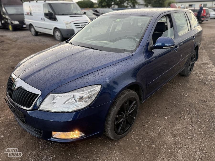 Blue Skoda Octavia 2010 in Kaunas, with an engine capacity of 1.90 L and mileage of 274 thousand km for 2499 €, photo 1 on AUTOMOTO.COM.LV