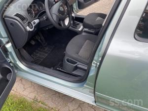Blue Skoda Octavia 2010 in Valmiera, with an engine capacity of 1.60 L and mileage of 235 thousand km for 4700 €, photo 12 on AUTOMOTO.COM.LV