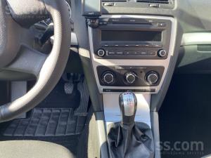 Blue Skoda Octavia 2010 in Valmiera, with an engine capacity of 1.60 L and mileage of 235 thousand km for 4700 €, photo 13 on AUTOMOTO.COM.LV