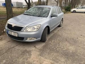 Blue Skoda Octavia 2010 in Siauliai, with an engine capacity of 1.60 L and mileage of 550 thousand km for 850 €, photo  on AUTOMOTO.COM.LV