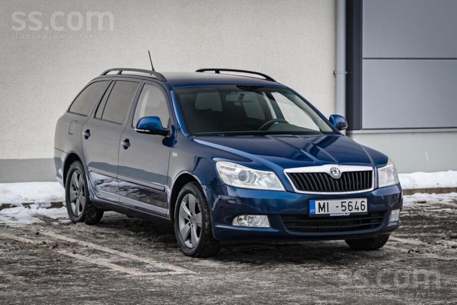 Blue Skoda Octavia 2011 in Riga, with an engine capacity of 1.60 L and mileage of 0 thousand km for 3450 €, photo 3 on AUTOMOTO.COM.LV