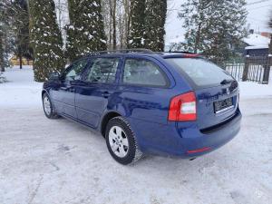 Zils Skoda Octavia 2011 Kauņa, ar dzinēja tilpumu 1.60 L un nobraukumu 277 tūkst. km par 3250 €, foto 11 vietnē AUTOMOTO.COM.LV
