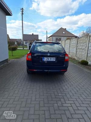 Blue Skoda Octavia 2011 in Kelme, with an engine capacity of 2.00 L and mileage of 246 thousand km for 3150 €, photo 11 on AUTOMOTO.COM.LV