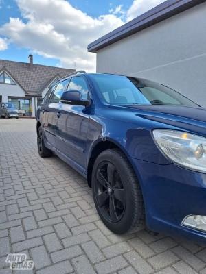 Blue Skoda Octavia 2011 in Kelme, with an engine capacity of 2.00 L and mileage of 246 thousand km for 3150 €, photo 29 on AUTOMOTO.COM.LV