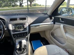 Zils Skoda Octavia 2011 Cēsis, ar dzinēja tilpumu 1.60 L un nobraukumu 0 tūkst. km par 6900 €, foto 11 vietnē AUTOMOTO.COM.LV