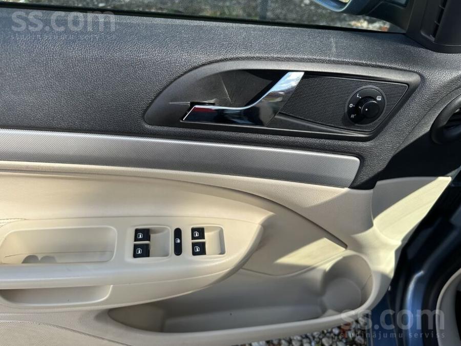 Zils Skoda Octavia 2011 Cēsis, ar dzinēja tilpumu 1.60 L un nobraukumu 0 tūkst. km par 6900 €, foto 15 vietnē AUTOMOTO.COM.LV