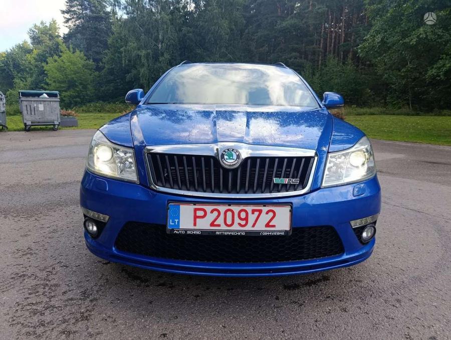 Синий Шкода Октавия 2011 в Рокишкис, объемом двигателя 1.97 л и пробегом 280 тыс. км за 3100 €, фото 3 на AUTOMOTO.COM.LV