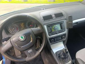 Синий Шкода Октавия 2011 в Рокишкис, объемом двигателя 1.97 л и пробегом 280 тыс. км за 3100 €, фото 14 на AUTOMOTO.COM.LV