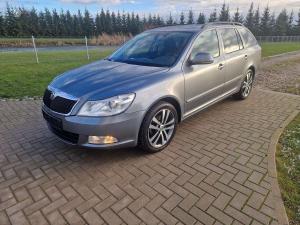 Zils Skoda Octavia 2012 Marijampole, ar dzinēja tilpumu 1.80 L un nobraukumu 189 tūkst. km par 4200 €, foto  vietnē AUTOMOTO.COM.LV