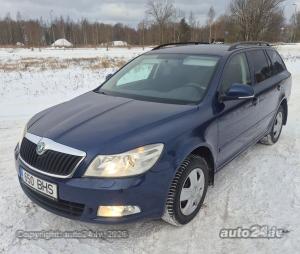 Zils Skoda Octavia 2012 Tallina, ar dzinēja tilpumu 2.00 L un nobraukumu 208 tūkst. km par 4990 €, foto 3 vietnē AUTOMOTO.COM.LV