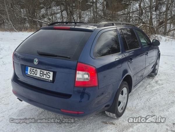 Blue Skoda Octavia 2012 in Tallinn, with an engine capacity of 2.00 L and mileage of 208 thousand km for 4990 €, photo 6 on AUTOMOTO.COM.LV
