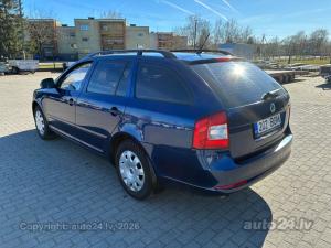 Zils Skoda Octavia 2012 Pērnava, ar dzinēja tilpumu 1.20 L un nobraukumu 137 tūkst. km par 2490 €, foto 5 vietnē AUTOMOTO.COM.LV