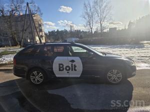 Blue Skoda Octavia 2012 in Riga, with an engine capacity of 1.60 L and mileage of 408 thousand km for 2300 €, photo 3 on AUTOMOTO.COM.LV