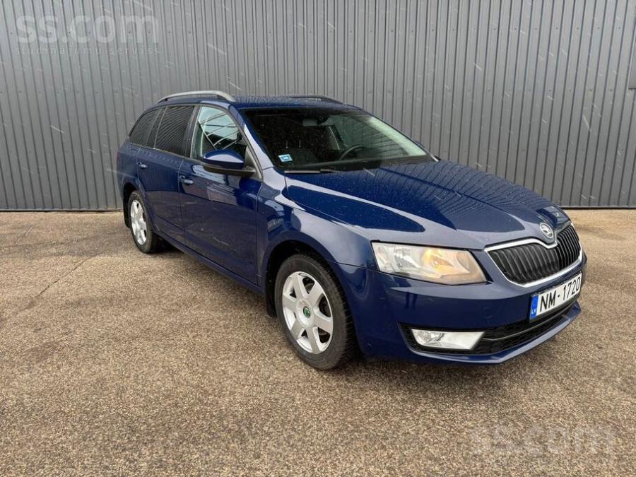 Blue Skoda Octavia 2013 in Riga, with an engine capacity of 2.00 L and mileage of 249 thousand km for 5300 €, photo 1 on AUTOMOTO.COM.LV