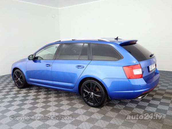 Zils Skoda Octavia 2013 Tallina, ar dzinēja tilpumu 2.00 L un nobraukumu 356 tūkst. km par 4699 €, foto 4 vietnē AUTOMOTO.COM.LV