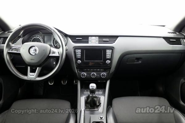 Zils Skoda Octavia 2013 Tallina, ar dzinēja tilpumu 2.00 L un nobraukumu 356 tūkst. km par 4699 €, foto 5 vietnē AUTOMOTO.COM.LV