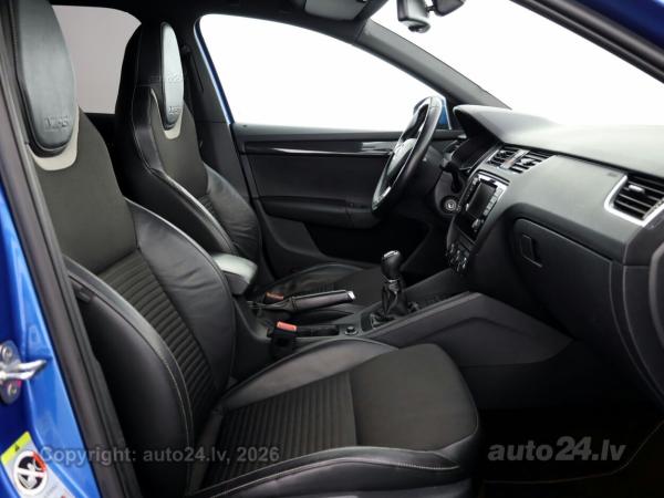 Zils Skoda Octavia 2013 Tallina, ar dzinēja tilpumu 2.00 L un nobraukumu 356 tūkst. km par 4699 €, foto 6 vietnē AUTOMOTO.COM.LV