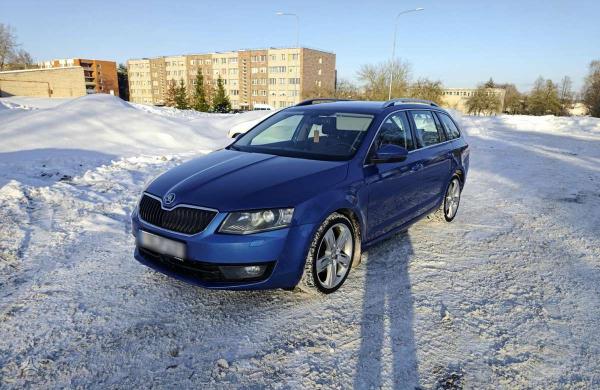 Blue Skoda Octavia 2013 in Panevezys, with an engine capacity of 1.60 L and mileage of 398 thousand km for 4950 €, photo 1 on AUTOMOTO.COM.LV