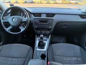 Blue Skoda Octavia 2013 in Parnu, with an engine capacity of 2.00 L and mileage of 188 thousand km for 5650 €, photo 5 on AUTOMOTO.COM.LV