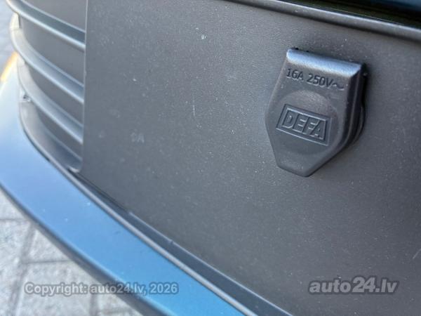 Zils Skoda Octavia 2013 Pērnava, ar dzinēja tilpumu 2.00 L un nobraukumu 188 tūkst. km par 5650 €, foto 8 vietnē AUTOMOTO.COM.LV