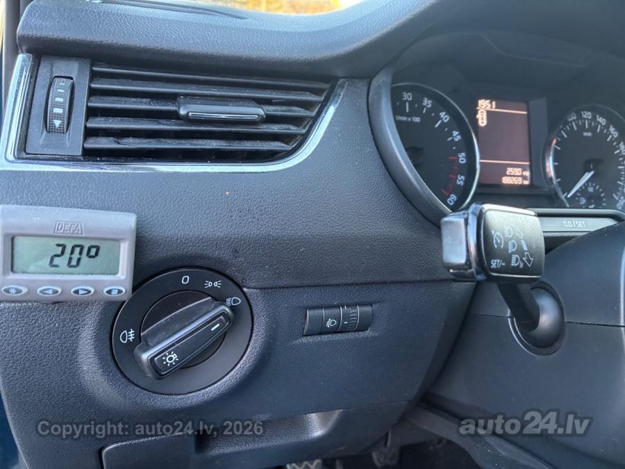 Blue Skoda Octavia 2013 in Parnu, with an engine capacity of 2.00 L and mileage of 188 thousand km for 5650 €, photo 10 on AUTOMOTO.COM.LV