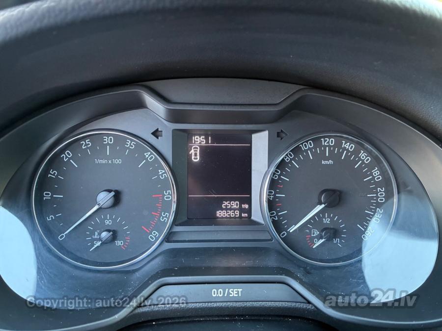 Blue Skoda Octavia 2013 in Parnu, with an engine capacity of 2.00 L and mileage of 188 thousand km for 5650 €, photo 11 on AUTOMOTO.COM.LV