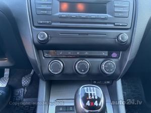 Blue Skoda Octavia 2013 in Parnu, with an engine capacity of 2.00 L and mileage of 188 thousand km for 5650 €, photo 12 on AUTOMOTO.COM.LV
