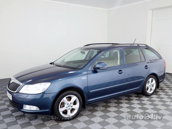 Blue Skoda Octavia 2013 in Tallinn, with an engine capacity of 1.20 L and mileage of 159 thousand km for 3499 €, photo 3 on AUTOMOTO.COM.LV