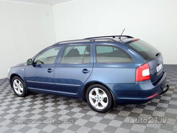 Blue Skoda Octavia 2013 in Tallinn, with an engine capacity of 1.20 L and mileage of 159 thousand km for 3499 €, photo 5 on AUTOMOTO.COM.LV