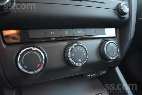 Zils Skoda Octavia 2014 Kuldīga, ar dzinēja tilpumu 1.60 L un nobraukumu 0 tūkst. km par 6650 €, foto 9 vietnē AUTOMOTO.COM.LV