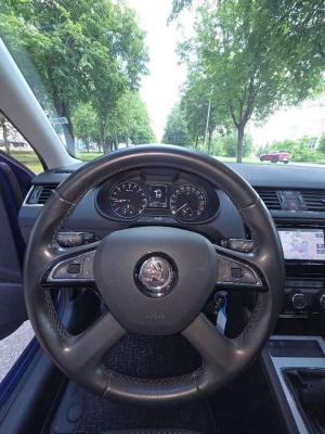 Blue Skoda Octavia 2014 in Utena, with an engine capacity of 1.60 L and mileage of 351 thousand km for 5100 €, photo 14 on AUTOMOTO.COM.LV