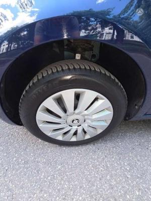 Blue Skoda Octavia 2014 in Utena, with an engine capacity of 1.60 L and mileage of 351 thousand km for 5100 €, photo 18 on AUTOMOTO.COM.LV