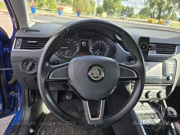 Zils Skoda Octavia 2014 Tallina, ar dzinēja tilpumu 2.00 L un nobraukumu 238 tūkst. km par 9300 €, foto 8 vietnē AUTOMOTO.COM.LV
