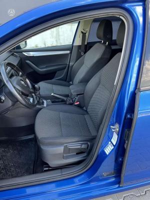 Blue Skoda Octavia 2014 in Siauliai, with an engine capacity of 1.97 L and mileage of 294 thousand km for 5600 €, photo 11 on AUTOMOTO.COM.LV