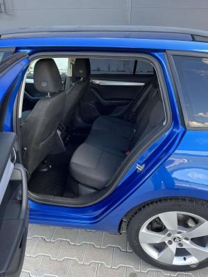 Blue Skoda Octavia 2014 in Siauliai, with an engine capacity of 1.97 L and mileage of 294 thousand km for 5600 €, photo 16 on AUTOMOTO.COM.LV