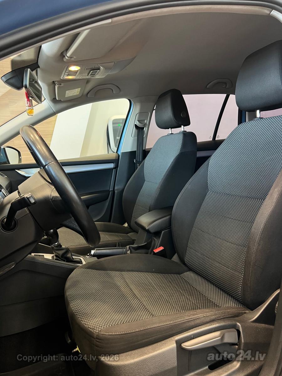 Blue Skoda Octavia 2014 in Rakvere, with an engine capacity of 1.20 L and mileage of 244 thousand km for 5500 €, photo 6 on AUTOMOTO.COM.LV