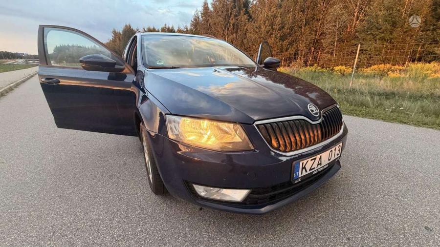 Zils Skoda Octavia 2014 Viļņa, ar dzinēja tilpumu 1.60 L un nobraukumu 398 tūkst. km par 3950 €, foto 1 vietnē AUTOMOTO.COM.LV