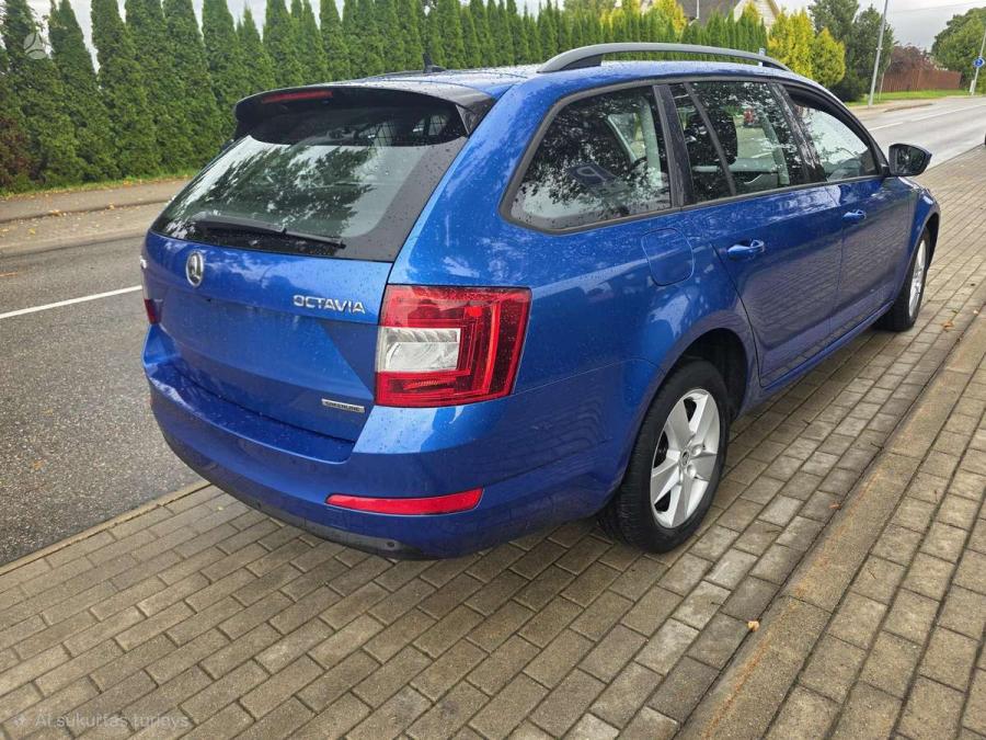 Синий Шкода Октавия 2014 в Утена, объемом двигателя 1.60 л и пробегом 275 тыс. км за 5500 €, фото 5 на AUTOMOTO.COM.LV