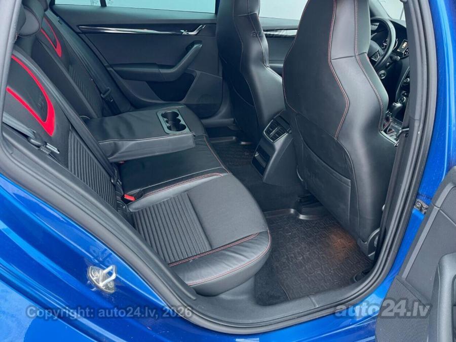 Blue Skoda Octavia 2015 in Kuressaare, with an engine capacity of 2.00 L and mileage of 204 thousand km for 11350 €, photo 16 on AUTOMOTO.COM.LV